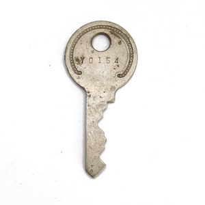 Vintage Hurd Key Y0154, Vintage Key, Old Key, Scrapbooking Keys ...