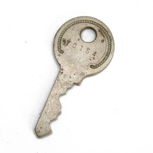 Vintage Hurd Key Y0154, Vintage Key, Old Key, Scrapbooking Keys ...
