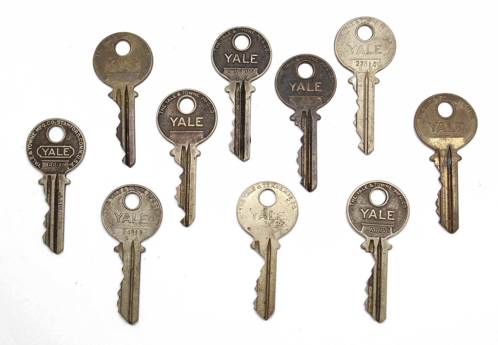 Yale Keys Lot of 10 Old Keys Bronze and Brass Color Tone | Etsy