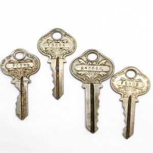 Vintage Sargent Keys, Ornate Collectable Keys, Jewelry Finding, Charm ...