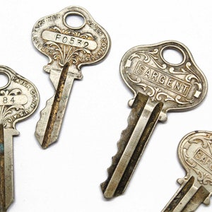 Vintage Sargent Keys, Ornate Collectable Keys, Jewelry Finding, Charm ...