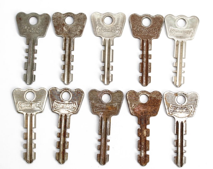 10 Vintage Master Lock Keys, Saw Tooth Keys, Milwaukee Wis. USA - Etsy