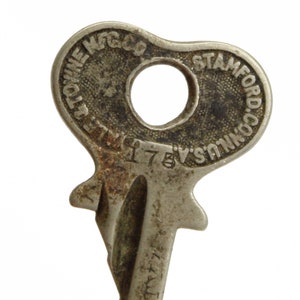 Vintage Yale & Towne MFG Co Key, Rare Yale Key - Etsy