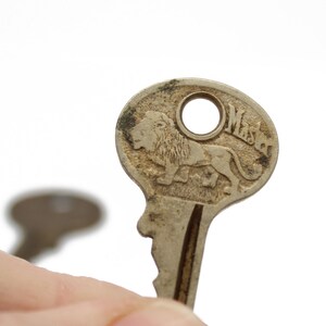 Master Lock Co Keys With Lion Lot of 5 Antique Keys Made in | Etsy