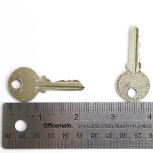 Two Independent Lock Keys, ILCO, Old Made in the USA Key, Charm Keys - Etsy