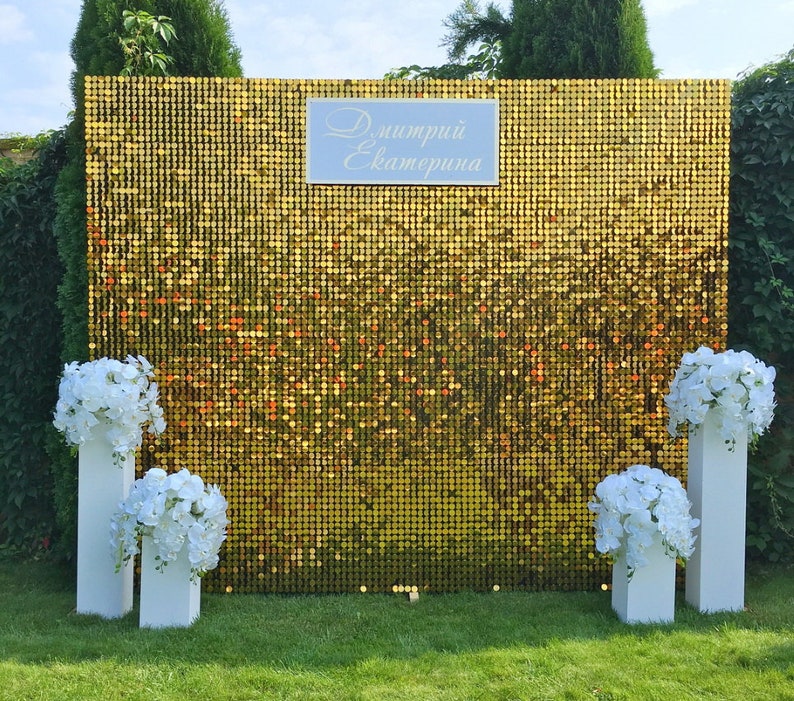 Photo Zone From Sequins, Signs From Sequins, Advertising From Sequins ...