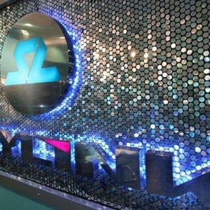 Photo Zone From Sequins, Signs From Sequins, Advertising From Sequins ...