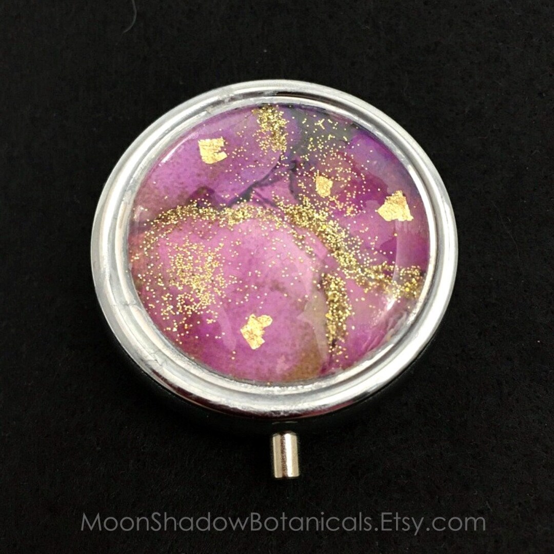 PRETTY IN PINK Pill Box, Stash Box, Pillbox, Med Minder, Metal Pill Box ...