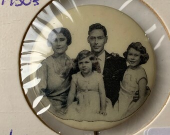 King George Button - Etsy