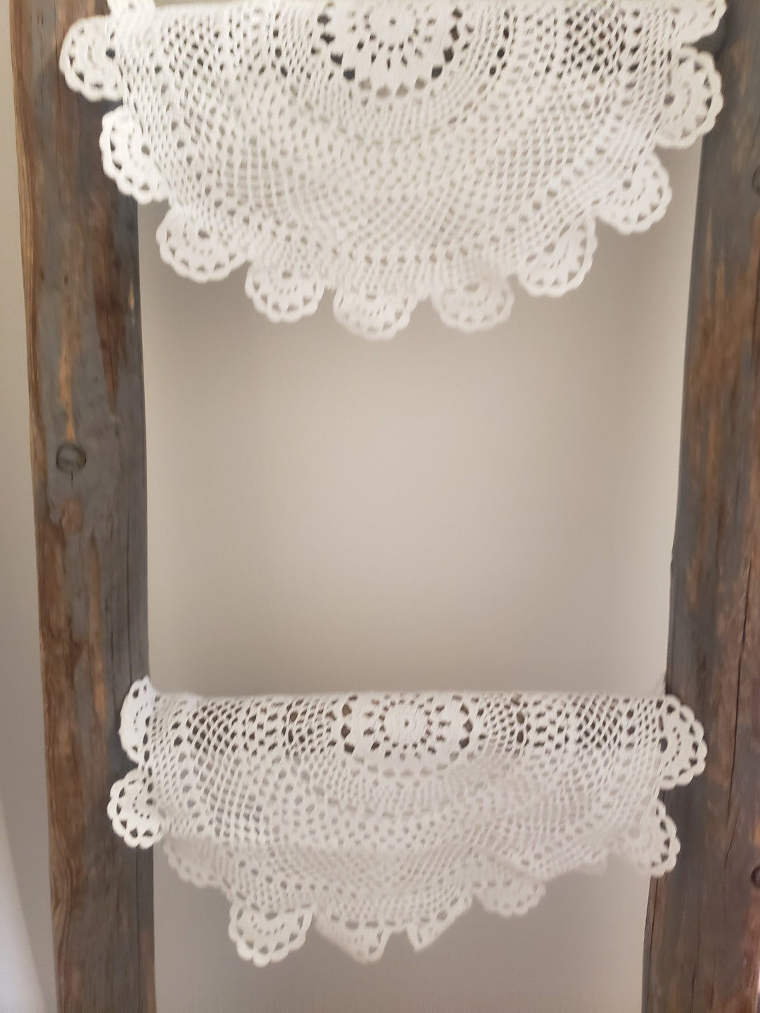 White Round Doilies Crochet Doilies Set of Two Doilies Vintage Doilies ...
