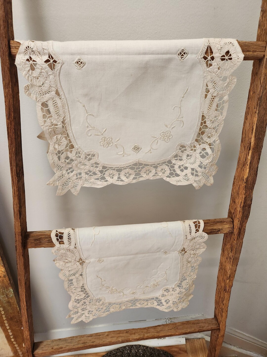 Four Piece Table Linen Two Tan Runners Two Table Doilies/place Mats ...