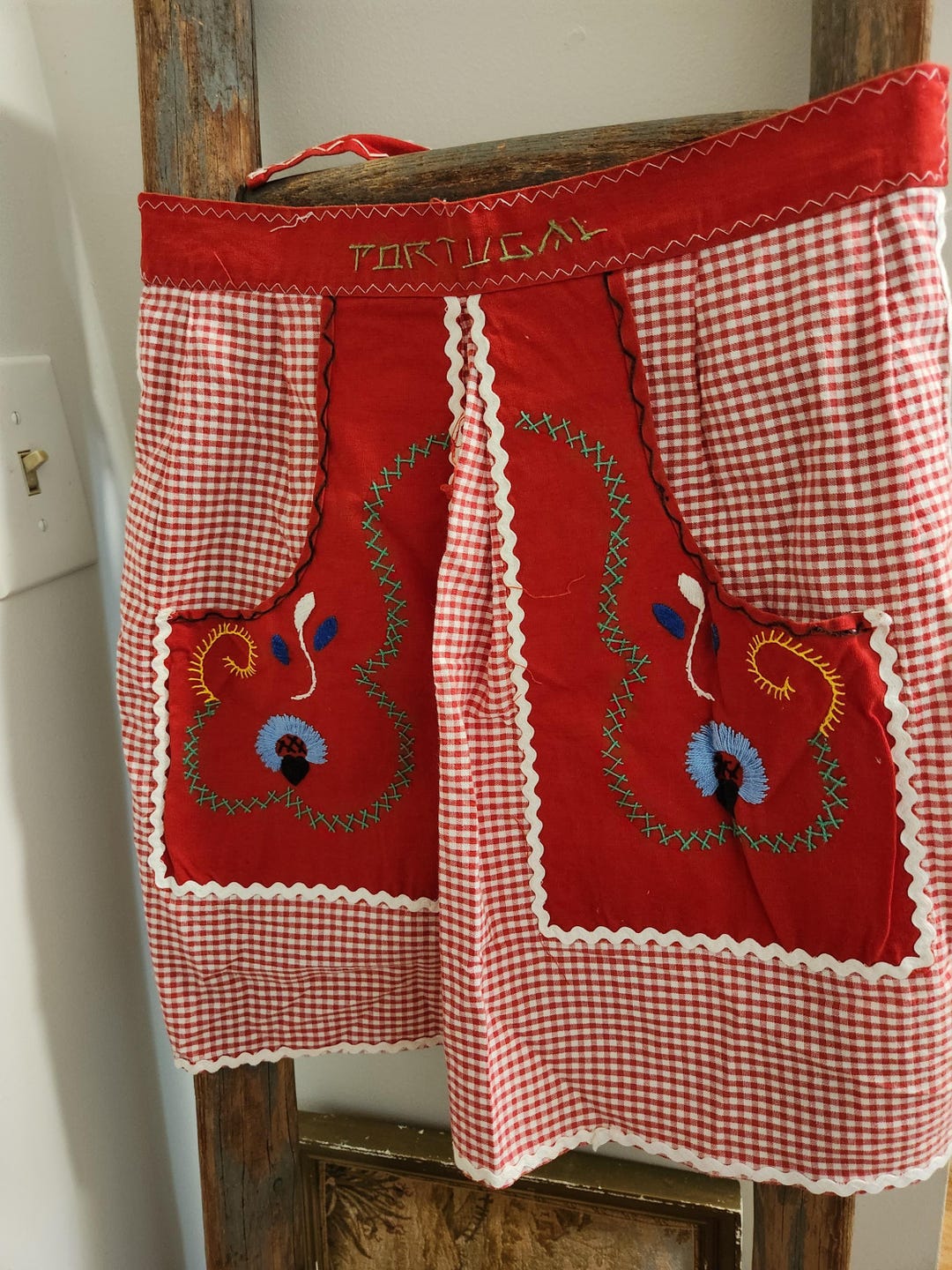 Red Check Apron Hand Made Check Apron With Red Pockets Hand Embroidery ...