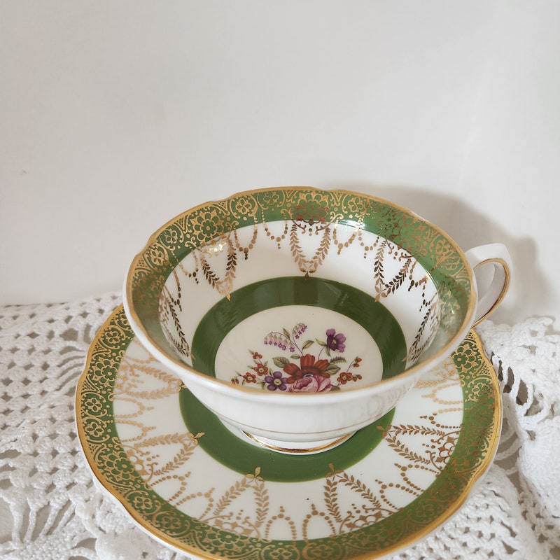 Gold Tea Cups - Etsy