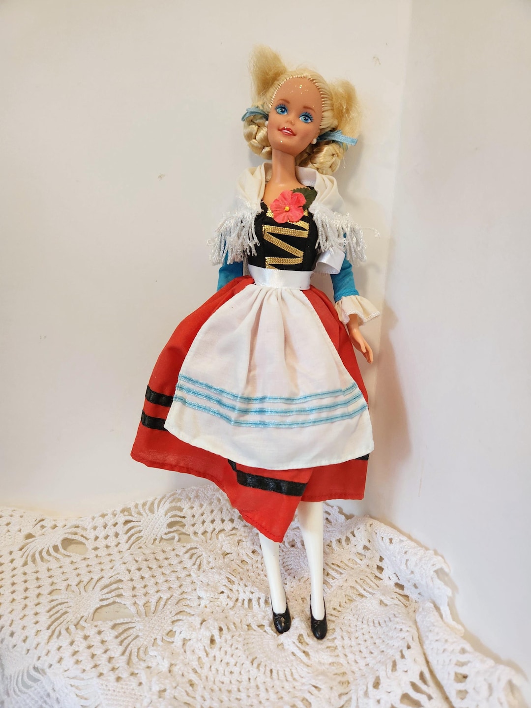 1994 German Barbie of the World German Barbie Doll Blue Eyed Barbie 90s ...
