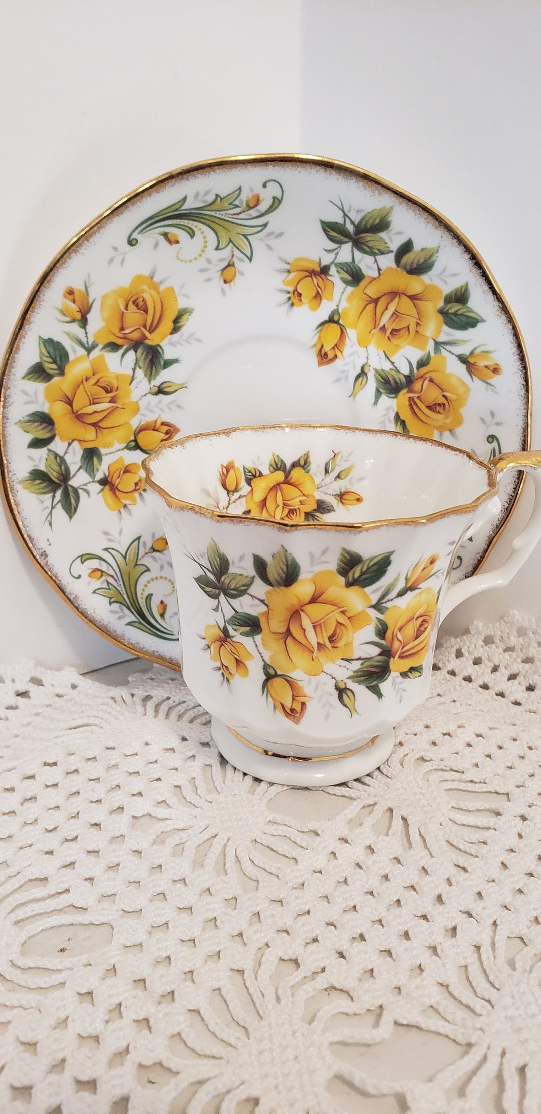 Elizabethan Yellow Rose Tea Cup & Saucer: Golden Rapture China - Etsy