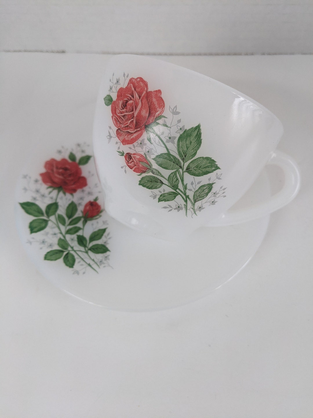 Vintage Pyrex Tea Cup Set: White Diner Style With Red Rose - Etsy