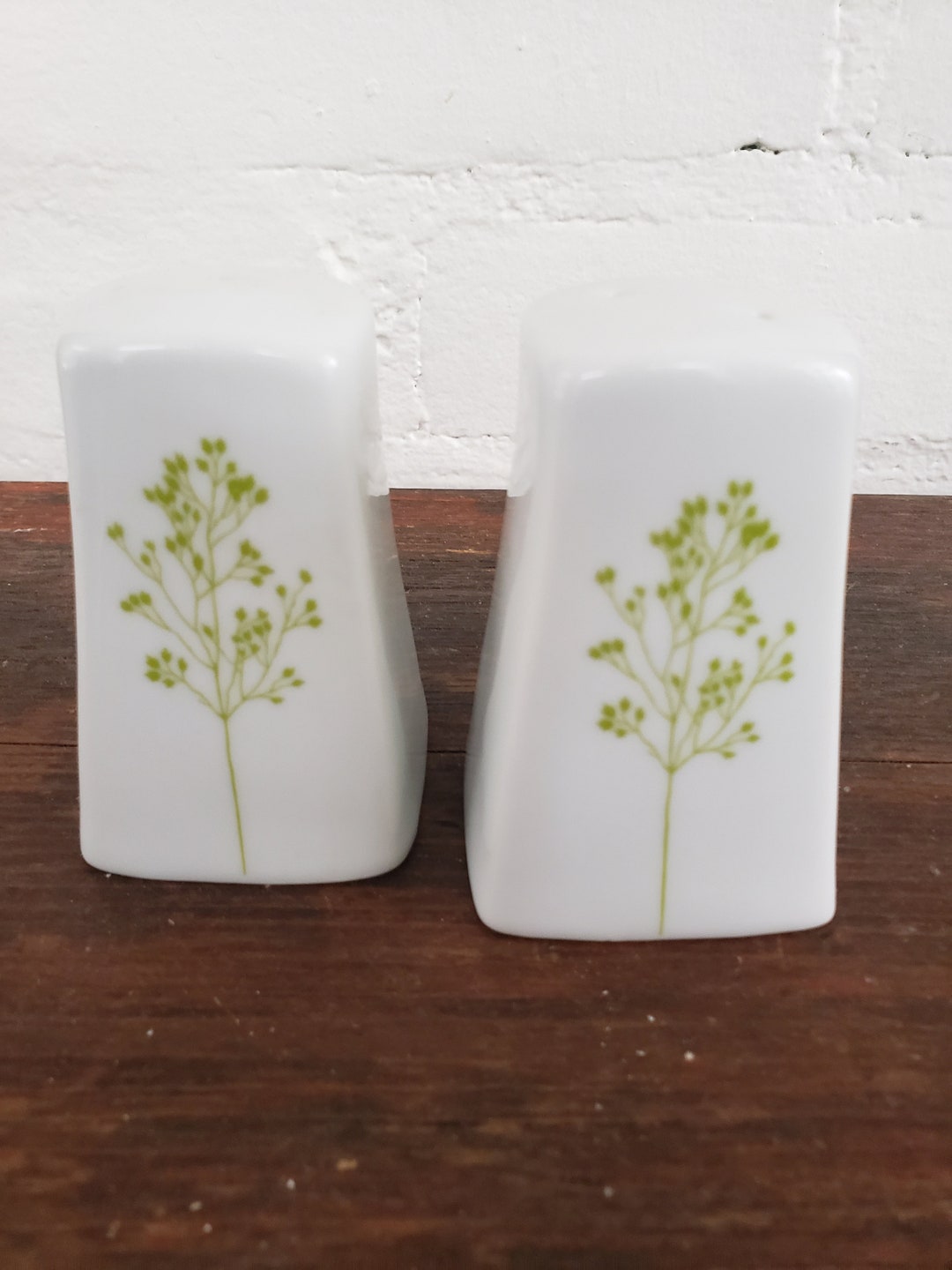 Vintage Salt Pepper Shaker With Zen Green Tree Pattern Zen Table Decor ...