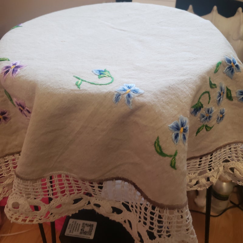 Round Table Topper - Etsy