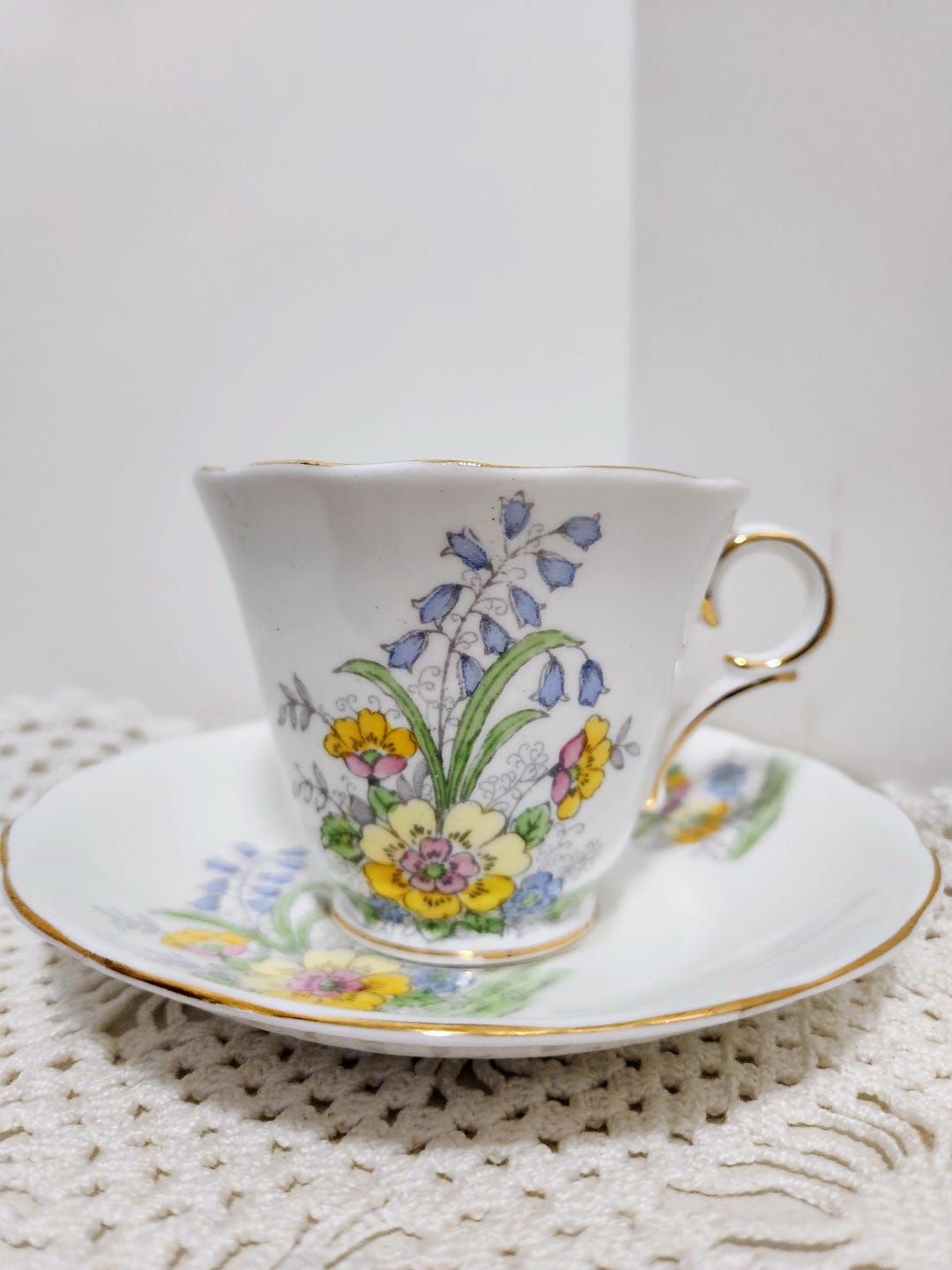 Colclough Tea Cup Saucer Spring Summer Floral Cottage Core Kitchen ...