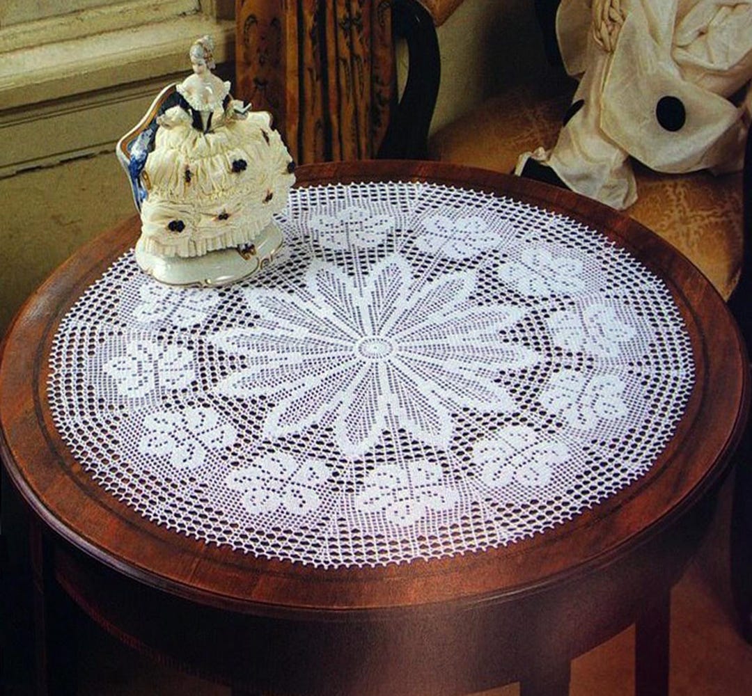 Round Lace Centerpiece Vintage Crochet Pattern Filet Crochet Doily ...