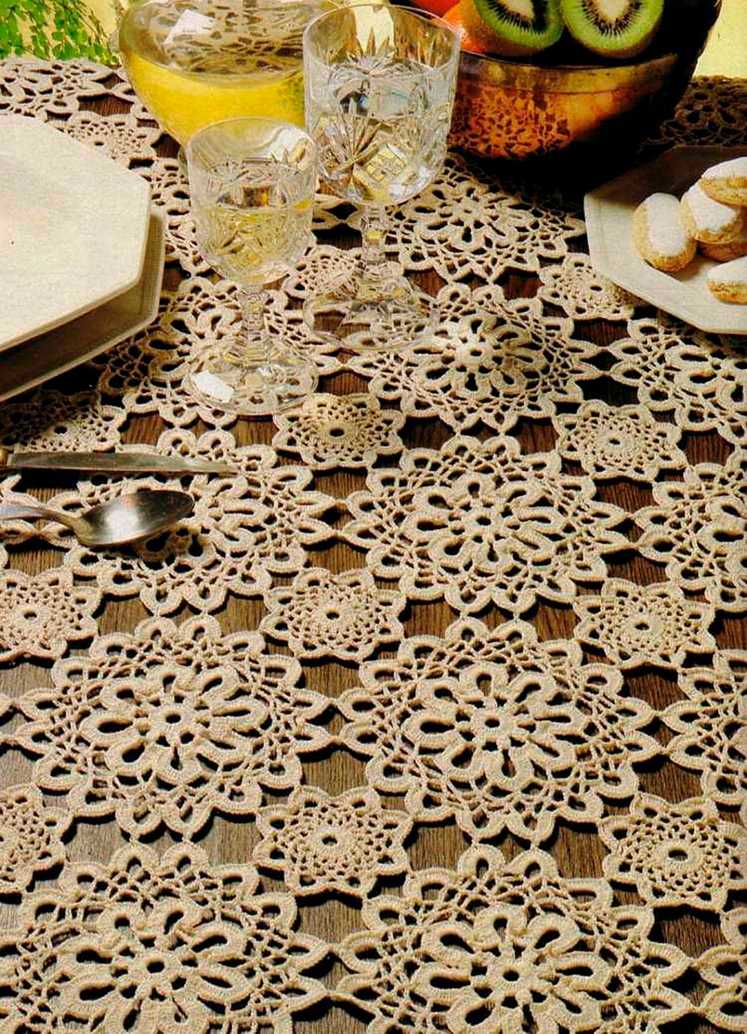 Vintage Crochet Pattern to Make Lace Floral Motifs Tablecloth |74x 54 ...