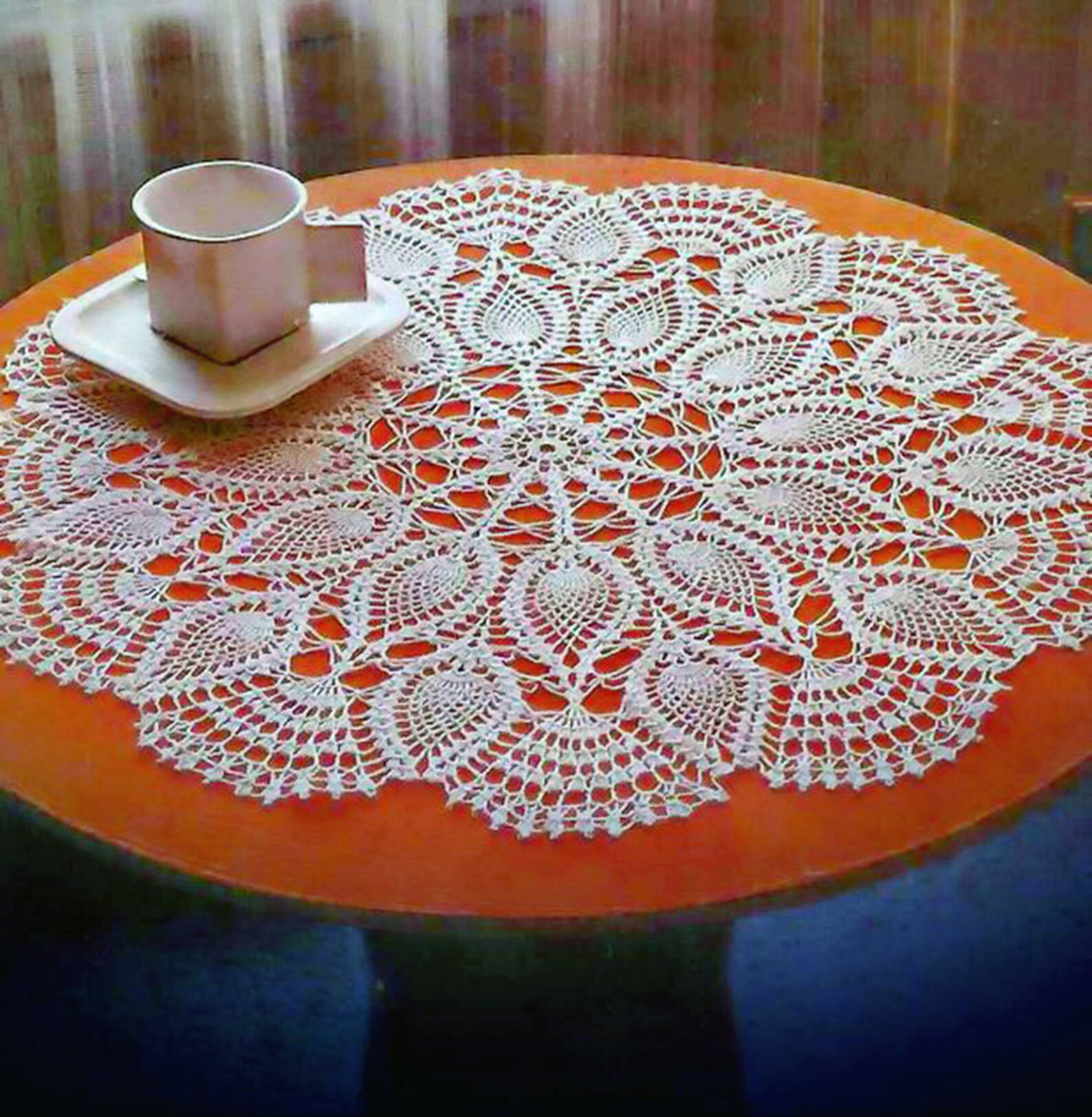 Round Lace Pineapple Table Center Vintage Crochet Pattern Size: 14 Ins ...