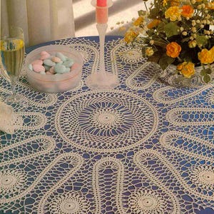 Lace Centerpiece Vintage Crochet Pattern Round Table Center Lacy Doily ...