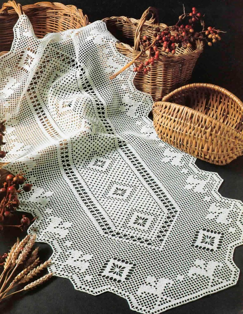Vintage Chart Crochet Pattern Table Runner | SIZE : About 37 X 17 Inc ...