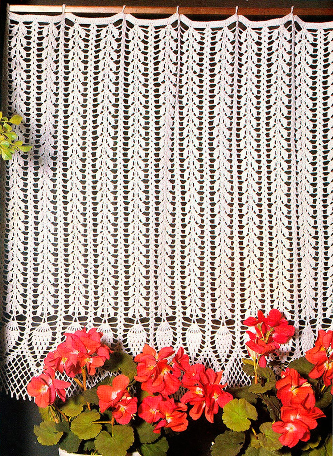 Chart Crochet Pattern Lacy Cafe Pineapple Curtain Country Cottage ...