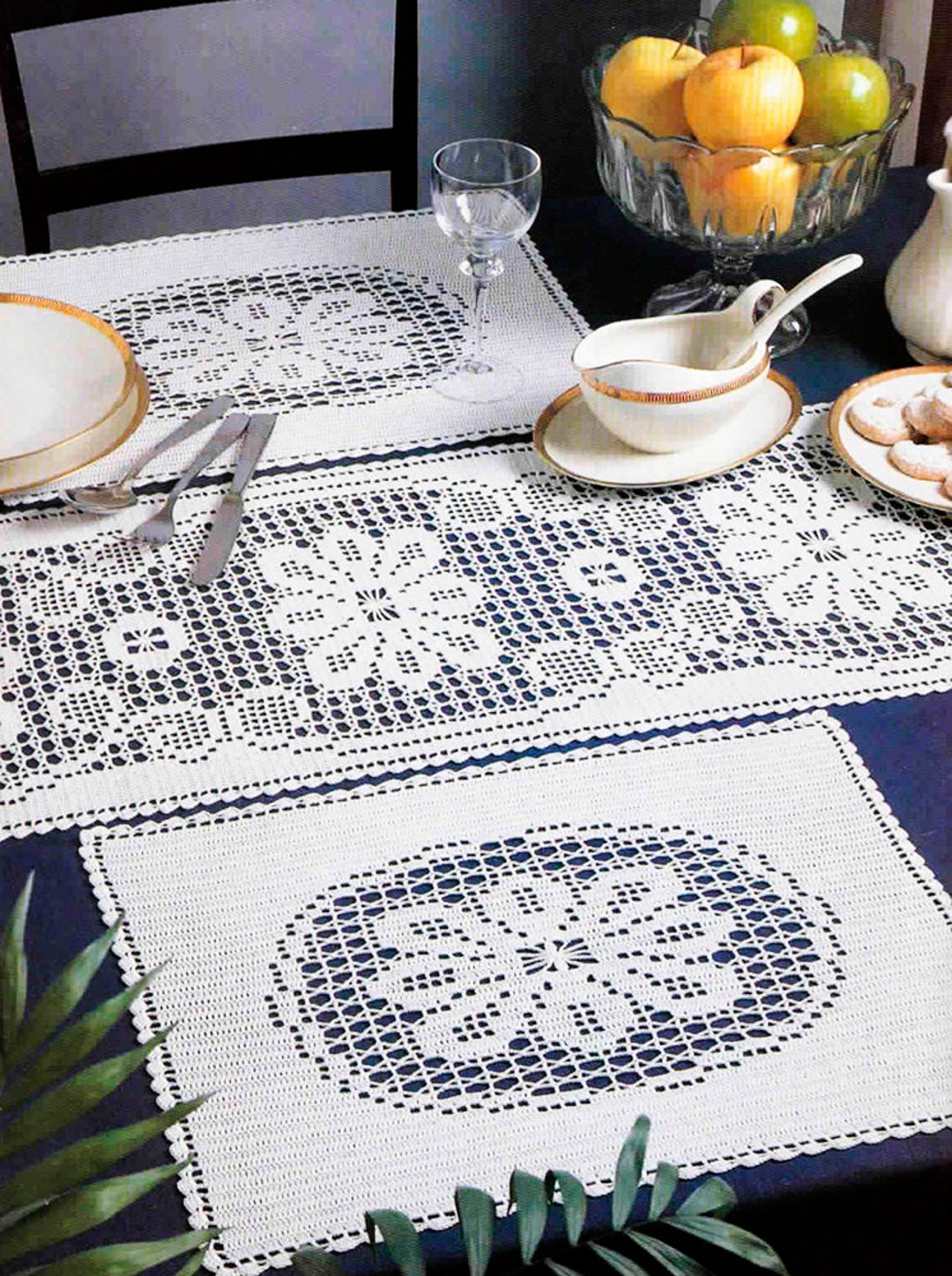 Filet Crochet Placemat and Table Runner Vintage Crochet Pattern Lace ...