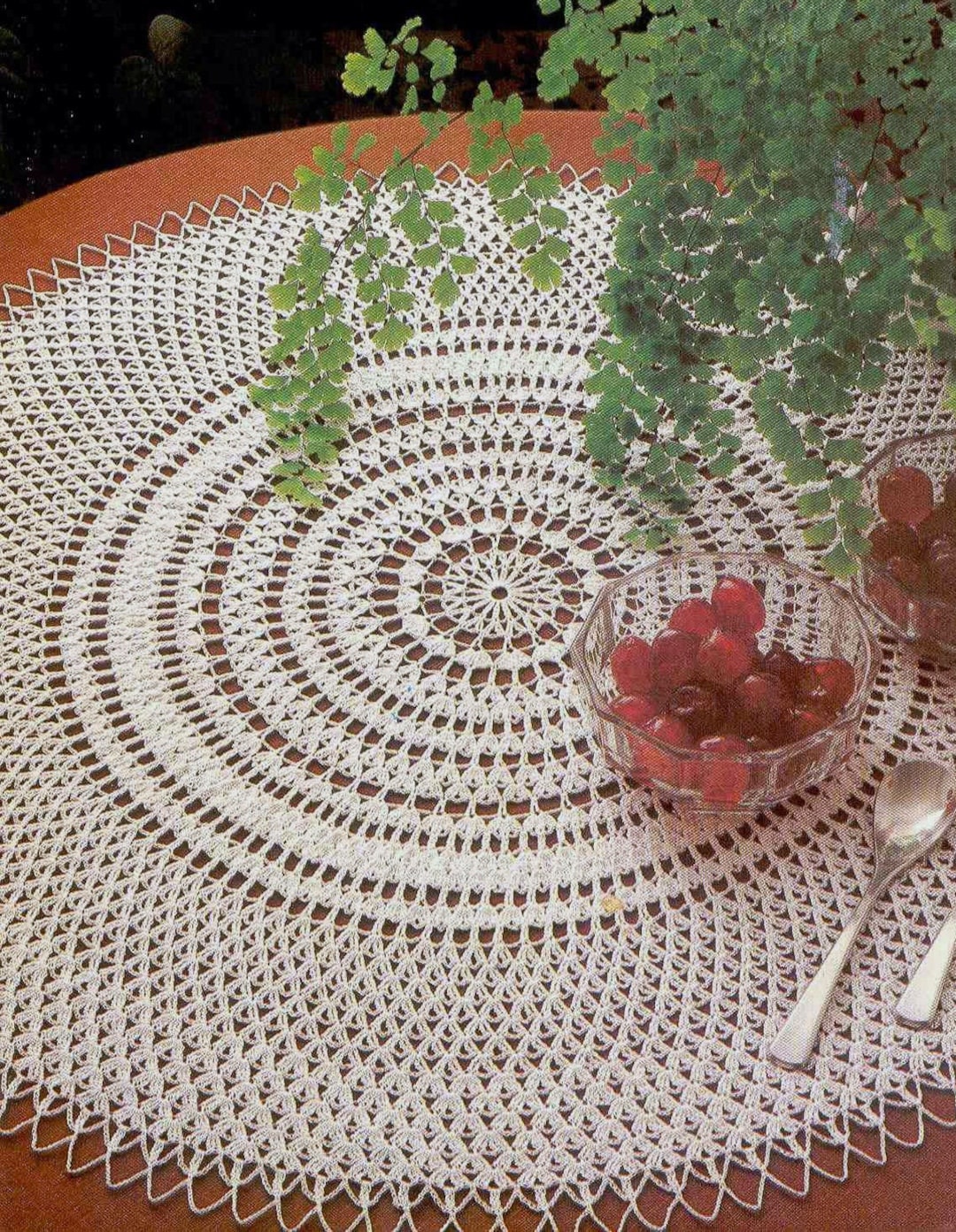 Round Lace Centerpiece Vintage Crochet Pattern Size: 21 Ins 55 Cm Lace ...