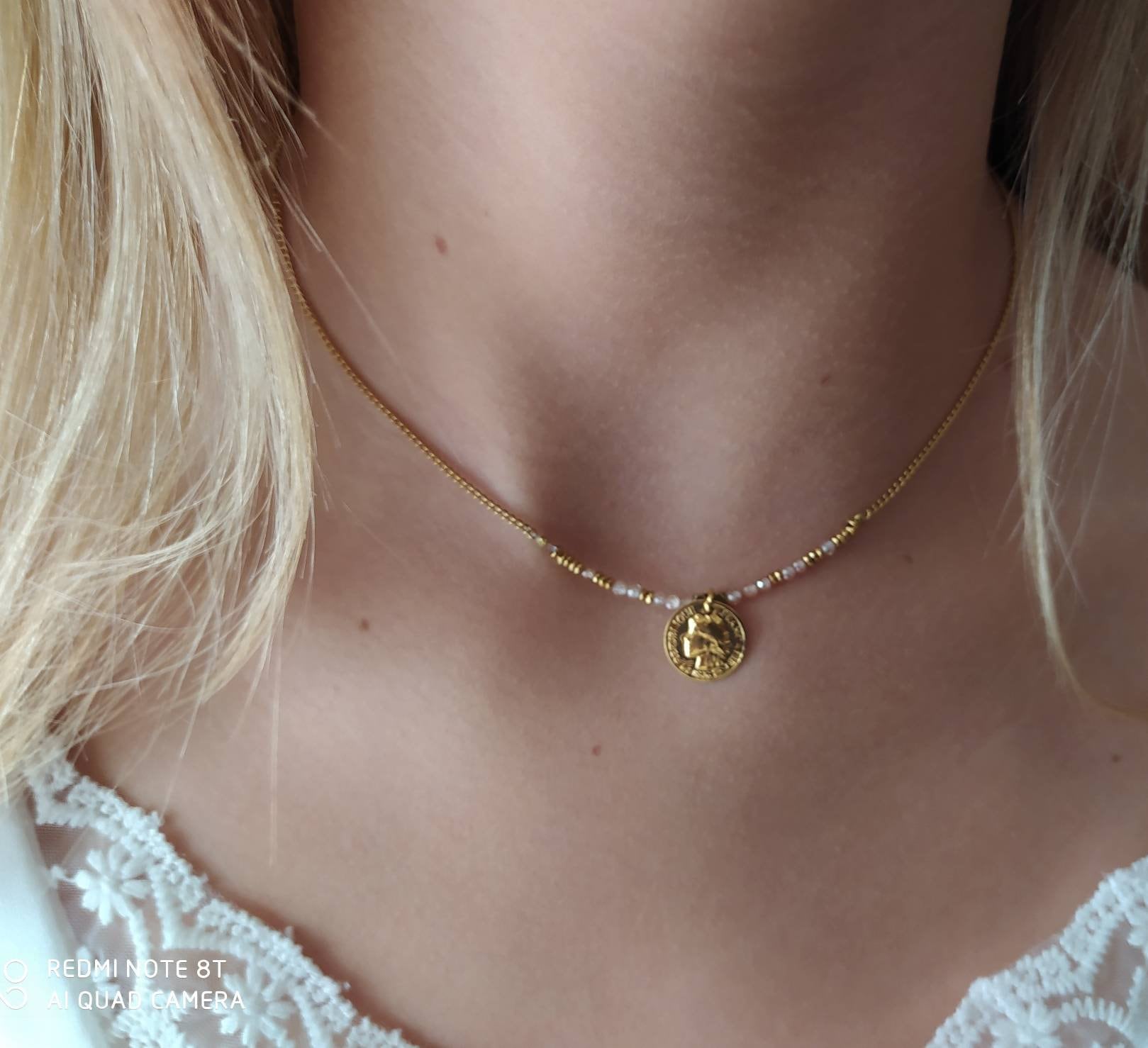 Collier ras du cou plaqué or médaille et perles zirconium | Etsy