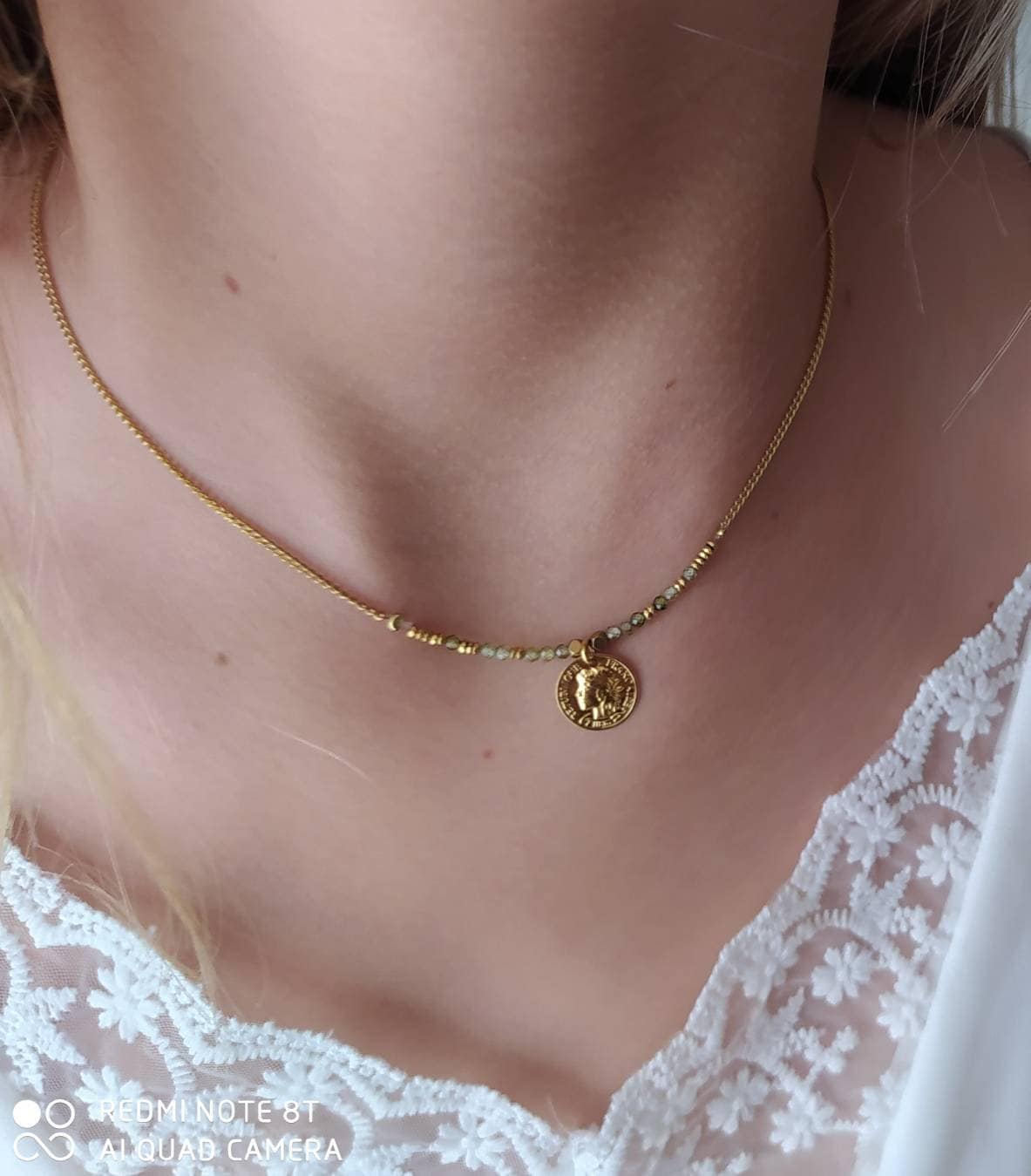 Collier ras du cou plaqué or médaille et perles zirconium | Etsy