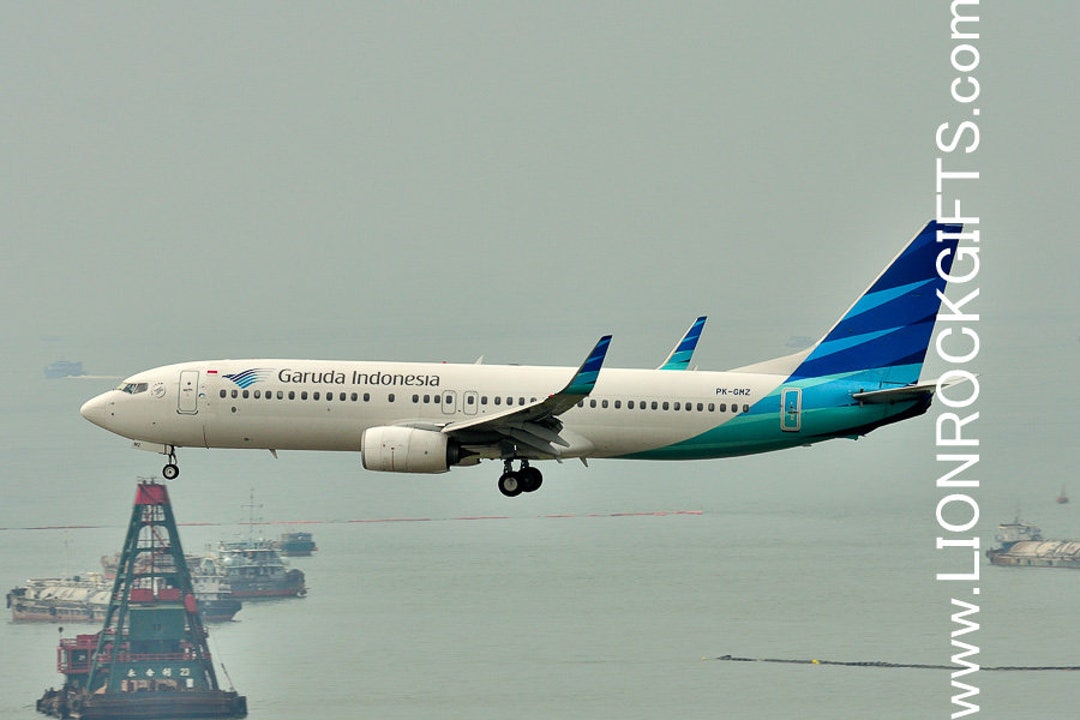 Garuda Indonesia Airways | B737-800 | PK-GMZ | Photo #2 - Etsy