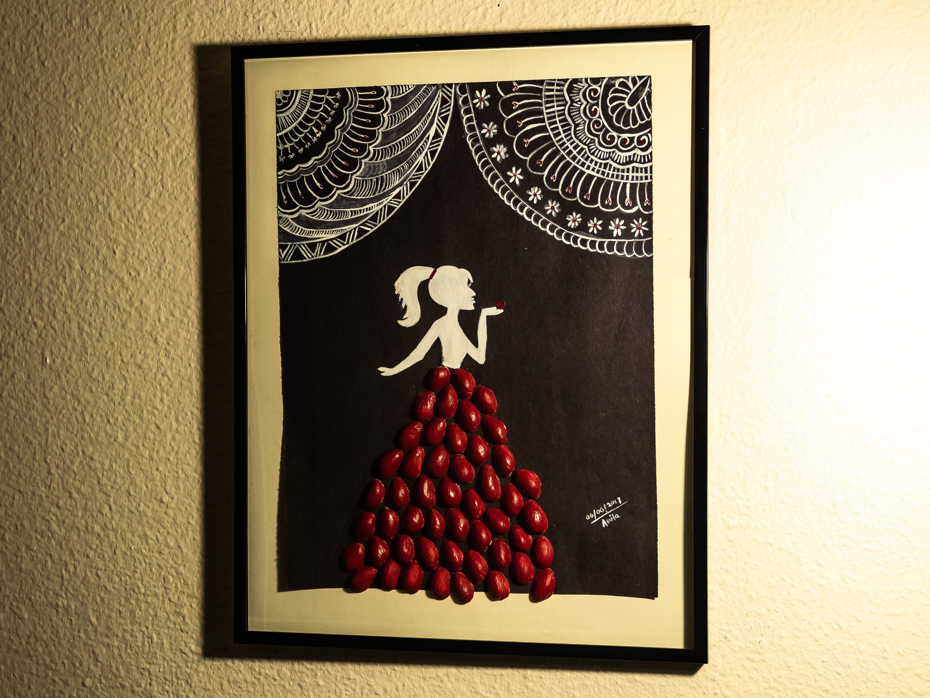 Mysterious Lady in Pistachio Shells - Etsy Hong Kong