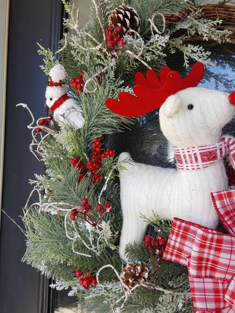 Red and White Wreath Winter Deer Wreath Favorite Holiday | Etsy