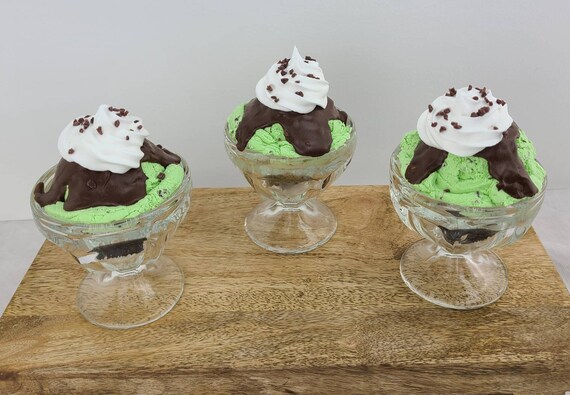 Mint Chocolate Chip Ice Cream Sundae