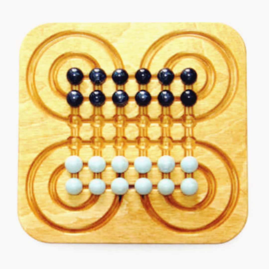Surakarta Table Game Strategy Game Strategy Wood Board Game - Etsy