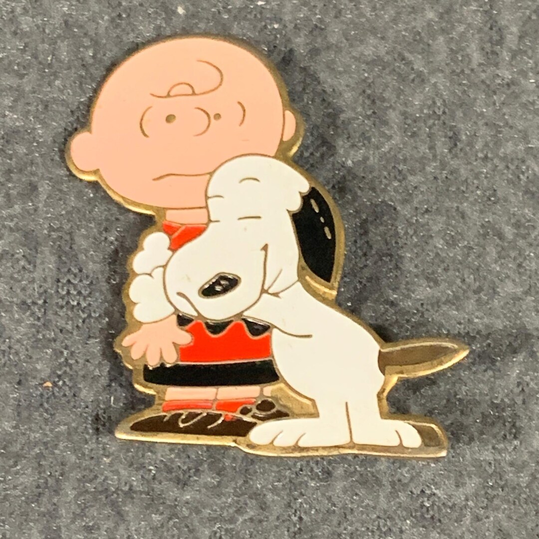 70s Vintage Peanuts Charlie Brown Snoopy Hug Enamel Pin Collectible ...