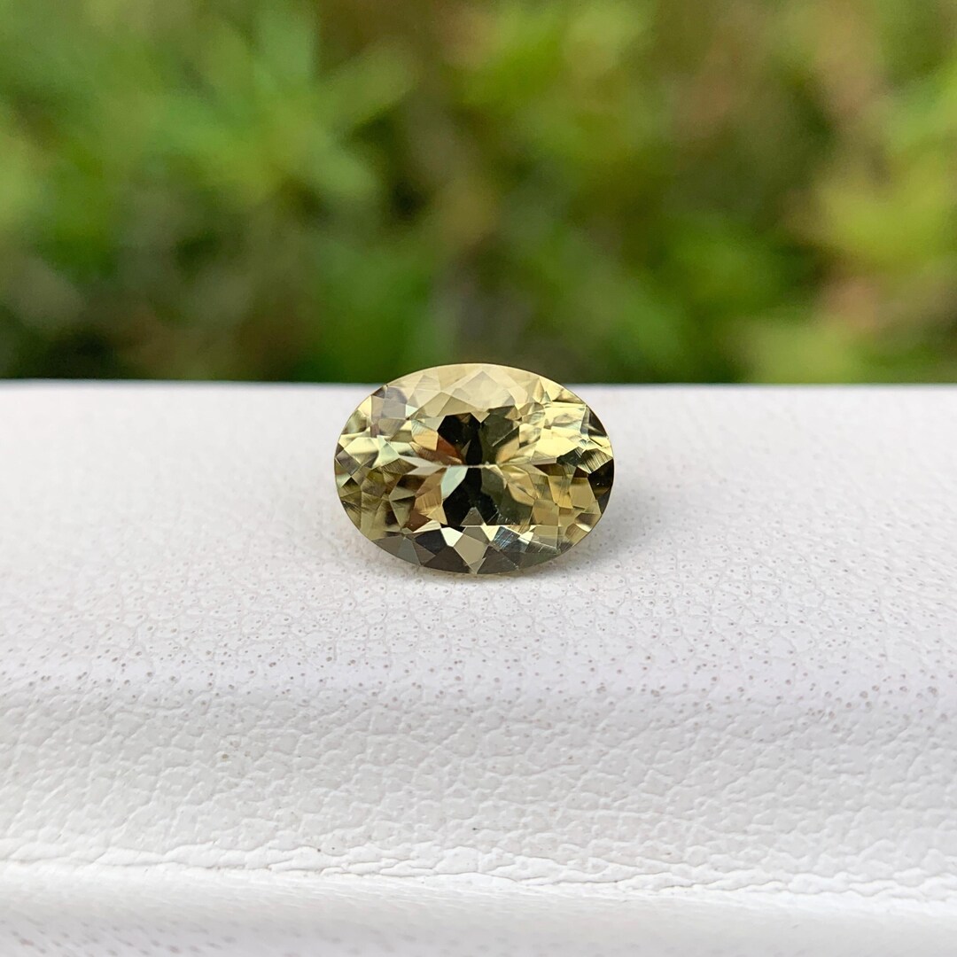 AA Natural Heliodor Oval Cut 1.23 Carat Natural Golden Beryl 6x8 MM ...