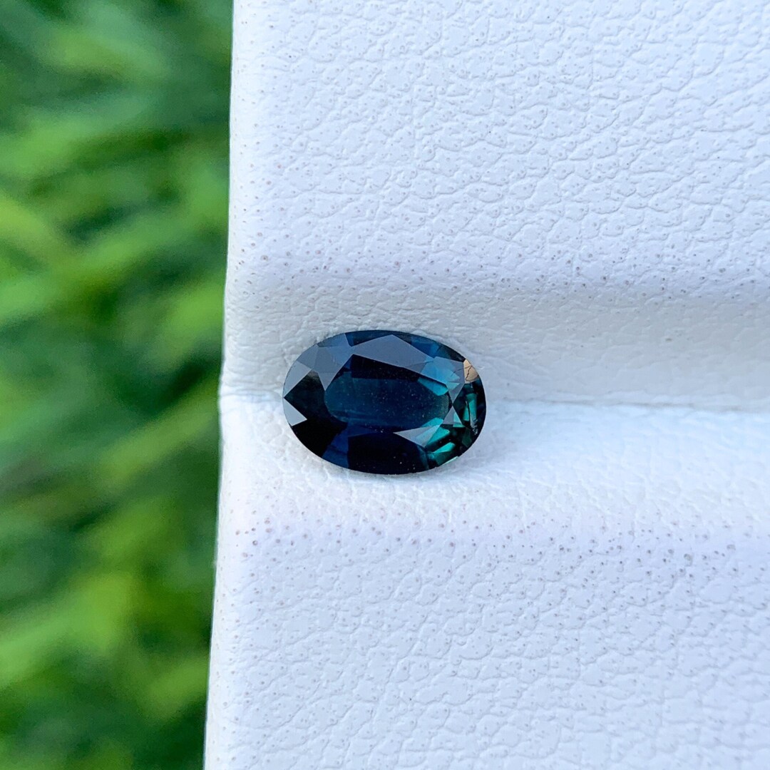 Twilight Blue Sapphire Oval Cut 0.62 Carat Parti Sapphire 6.10x4.30mm ...