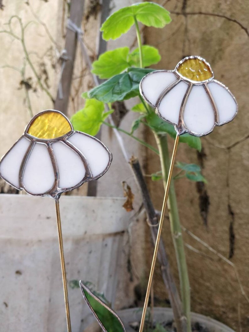 Stained Glass Daisy Flower: Handmade Everlasting Bloom - Etsy