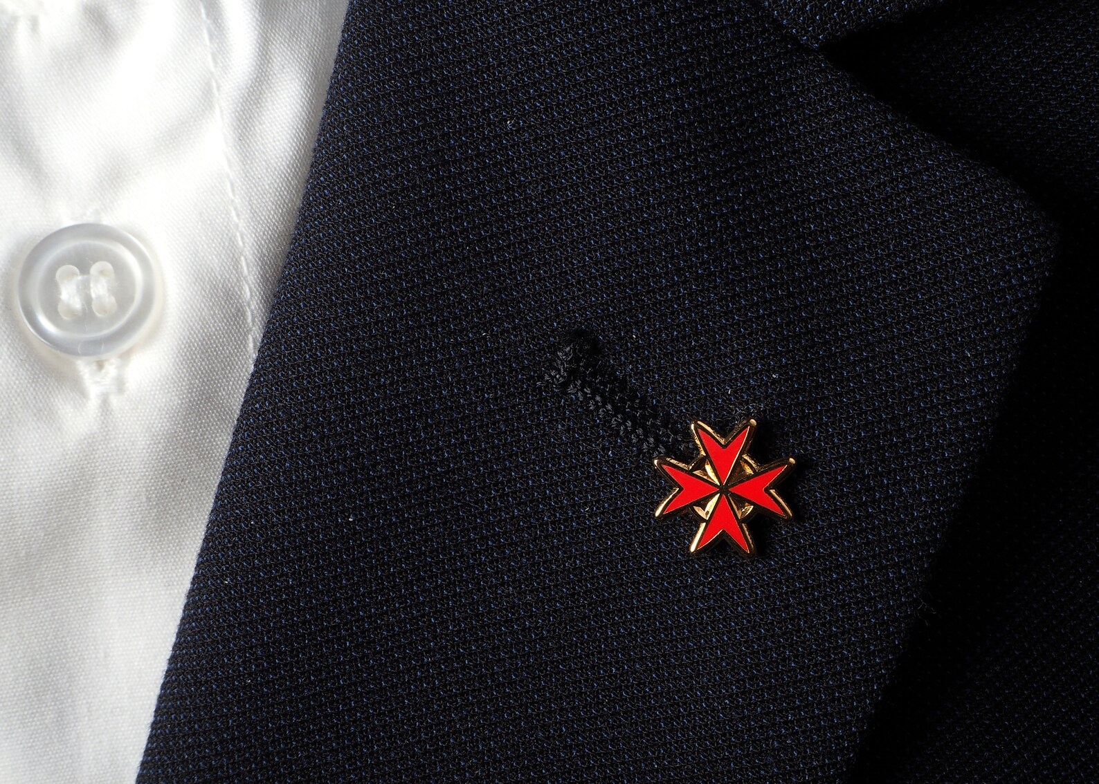 Round Knights of Malta Lapel Pin LP 27 Masonic - Etsy UK