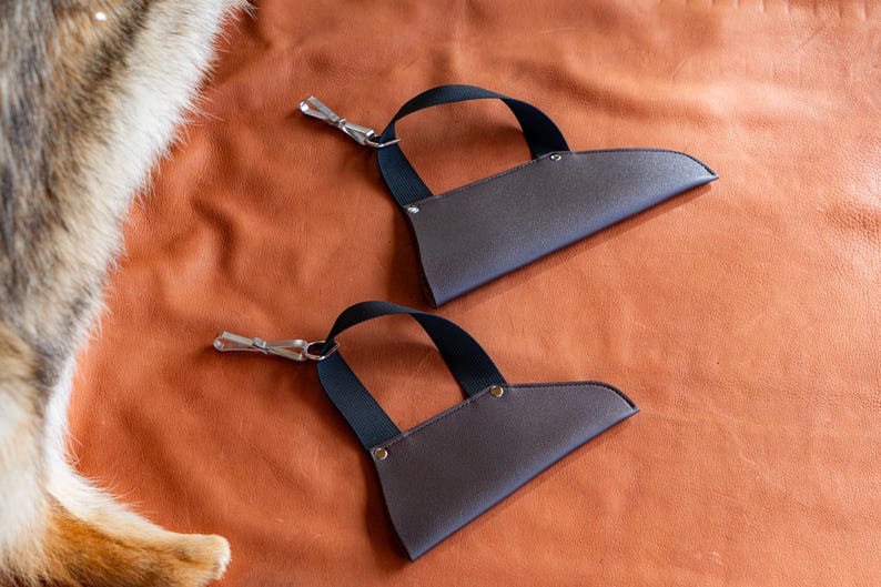 30" Toy Crossbow With Bolts & Belt Quiver - Etsy