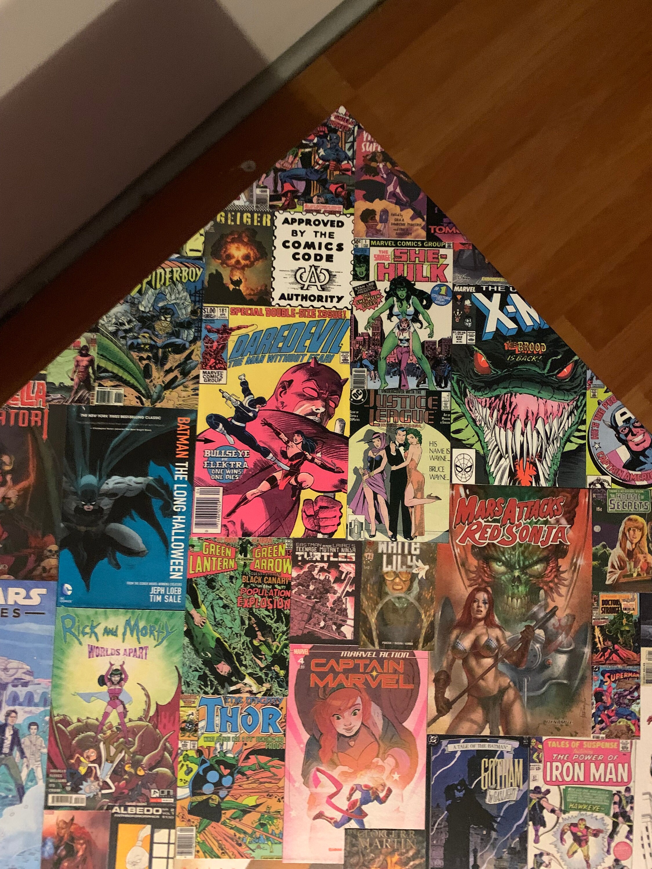 Comic Book Cover Side Table - Etsy