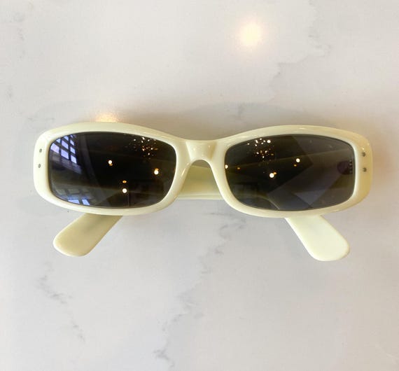 Rare Vintage 1960s Ray Ban Skiff Sunglasses Ivory Fra… - Gem
