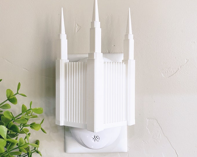 Vintage Spode Christmas Tree Teapot Wall Night Light Cover / Spode Wall ...