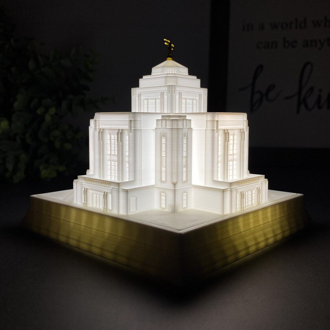 Meridian Idaho Latter-day Temple Night Light Statue - LDS - the Church ...