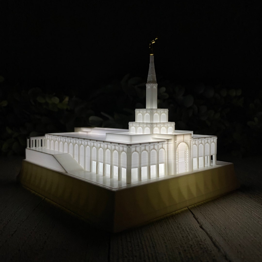 Toronto Ontario Latter-day Temple Night Light Statue - LDS - the Church ...