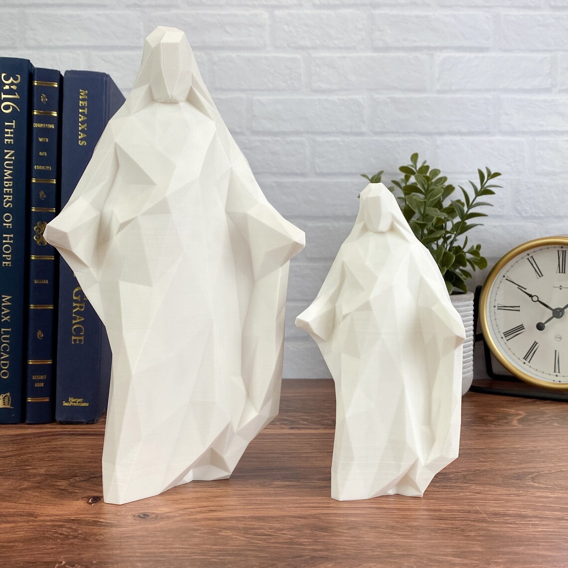 The Christus Statue - Minimalistic - 3D Printed - Low Poly - Modern ...